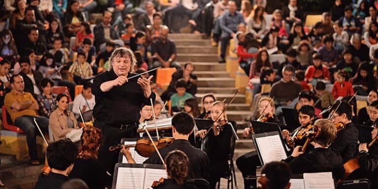 Why Choose Encore for Your Next Performance Tour? - Encore Tours