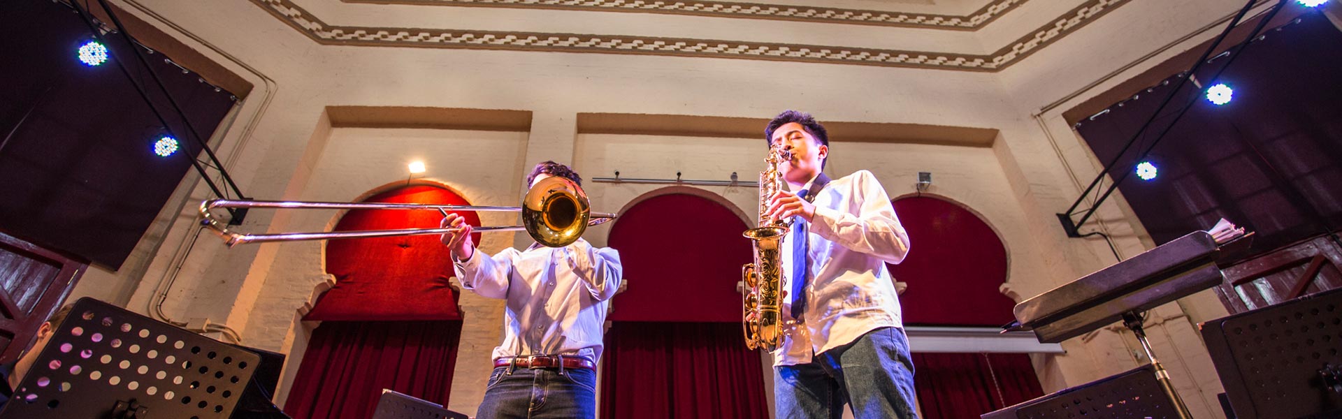 Experience Unforgettable Band Trips with Encore