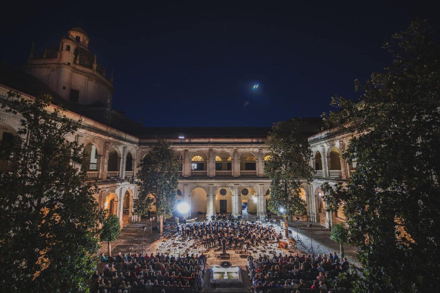 Meet the Team: Encore's Tour Consultants - Encore Tours